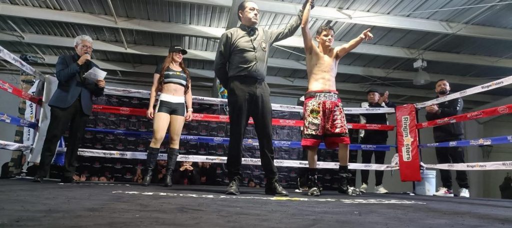 RING MASTER DESPIDE EL 2025 A LO GRANDE – RINCÓN ROJO