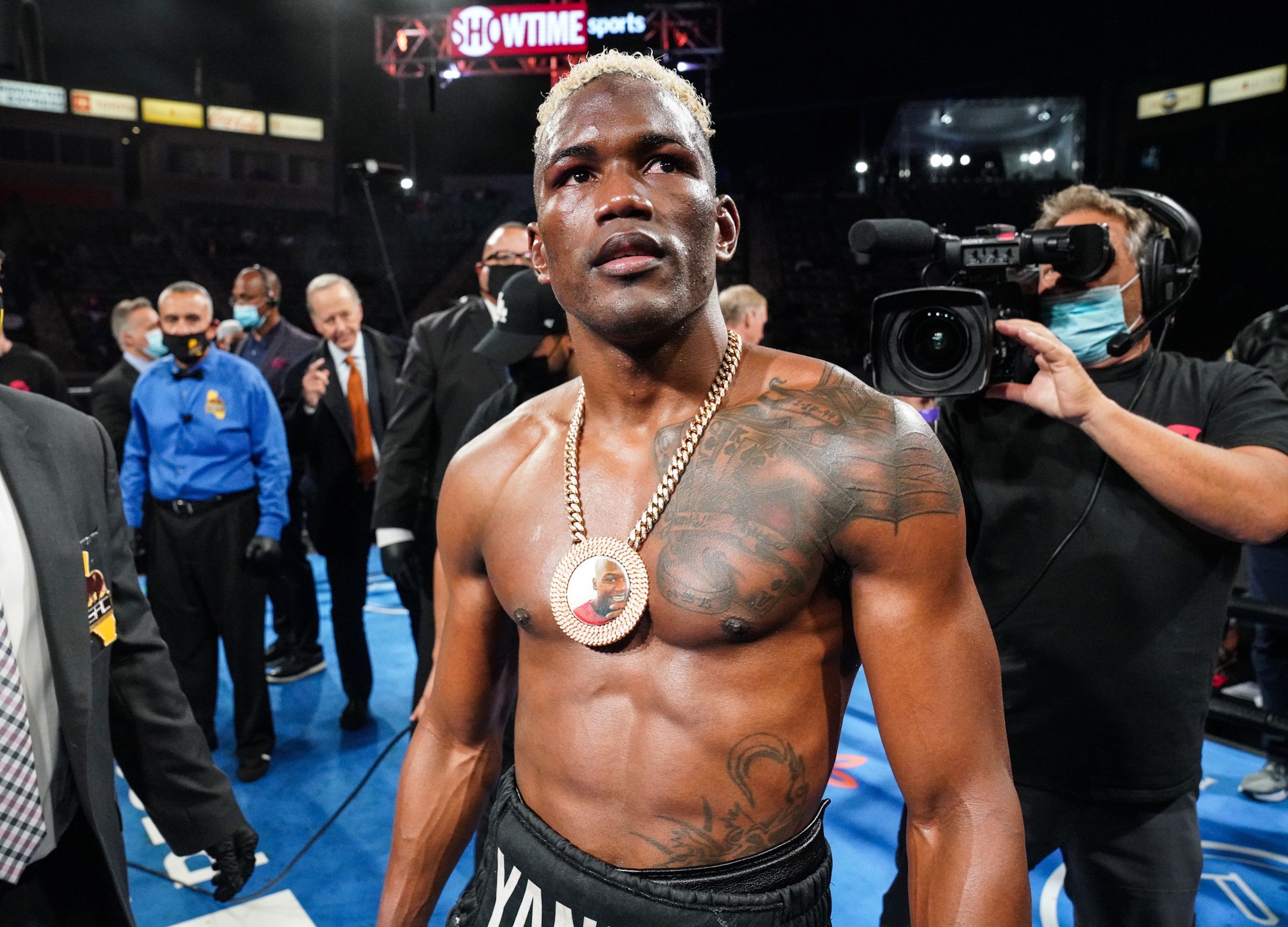 En la previa con Smith, Matías lanza acusación contra Eddie Hearn ...